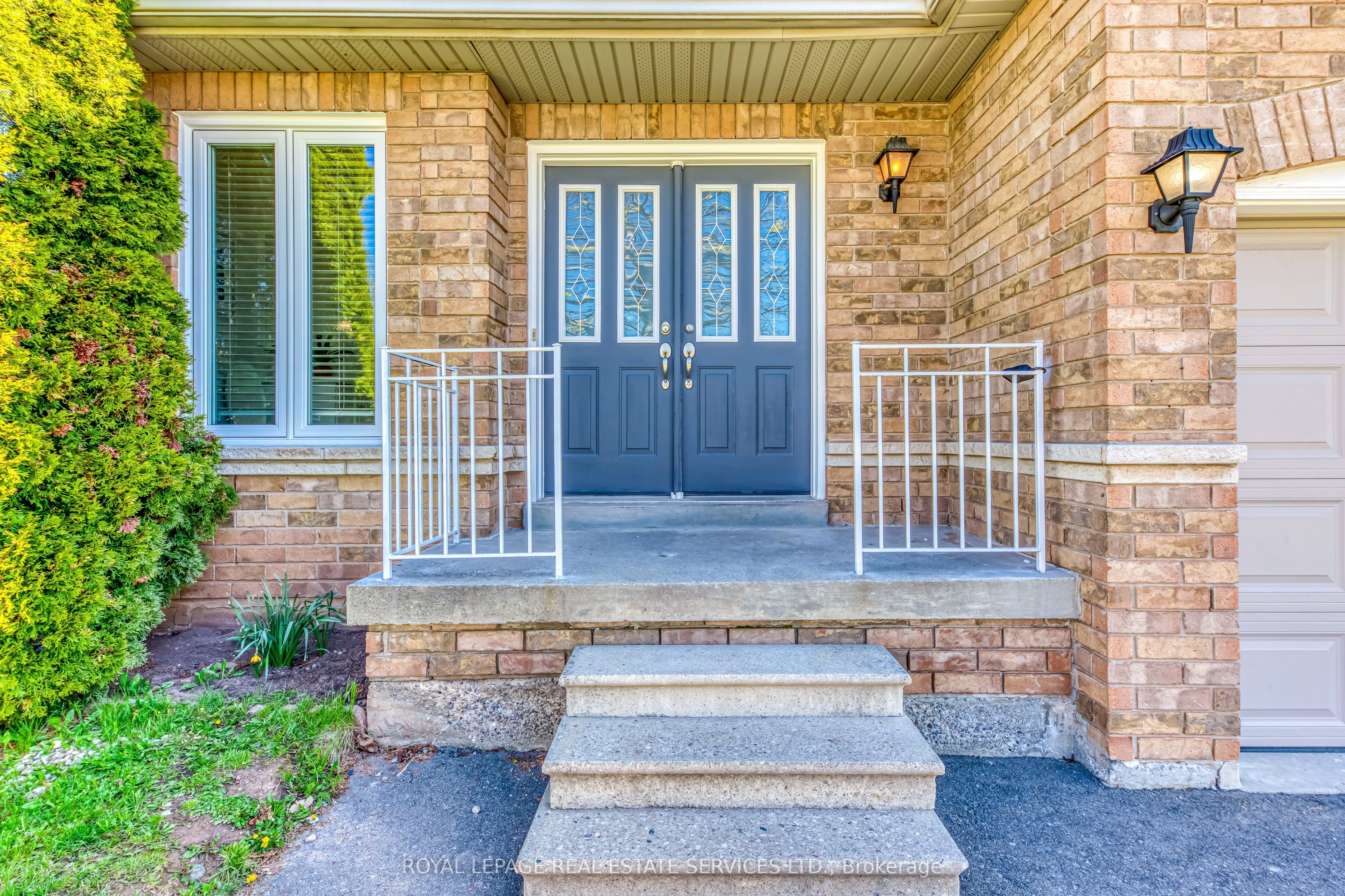 2193 Pell Cres, Oakville, Ontario L6M3T5 Sold History | HouseSigma
