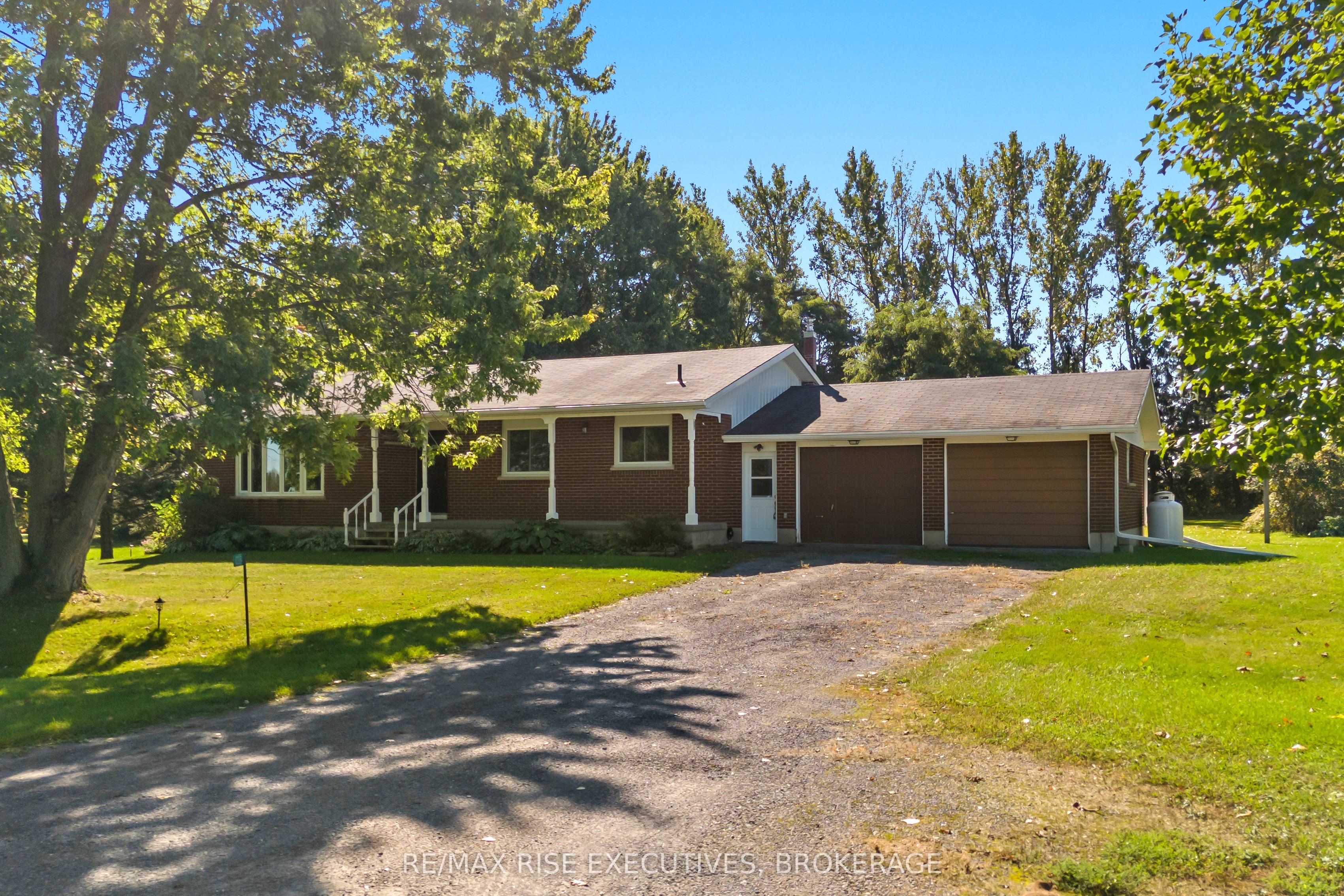 1033 Coupland Road, South Frontenac, Ontario K0H2T0 Sold History ...
