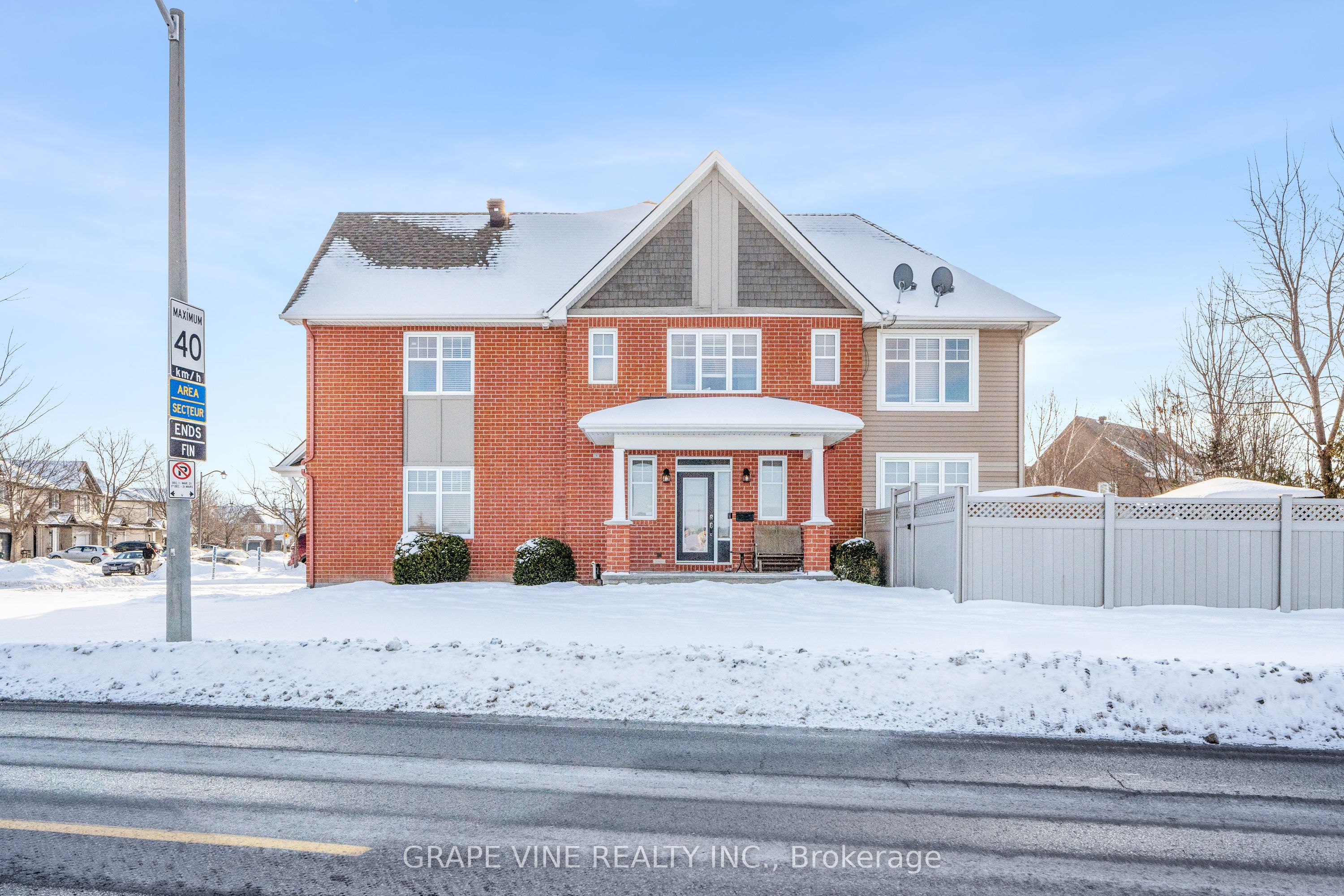 4060 Kelly Farm Drive, Orleans-Gloucester, Ontario K1T4J3 Sold History ...